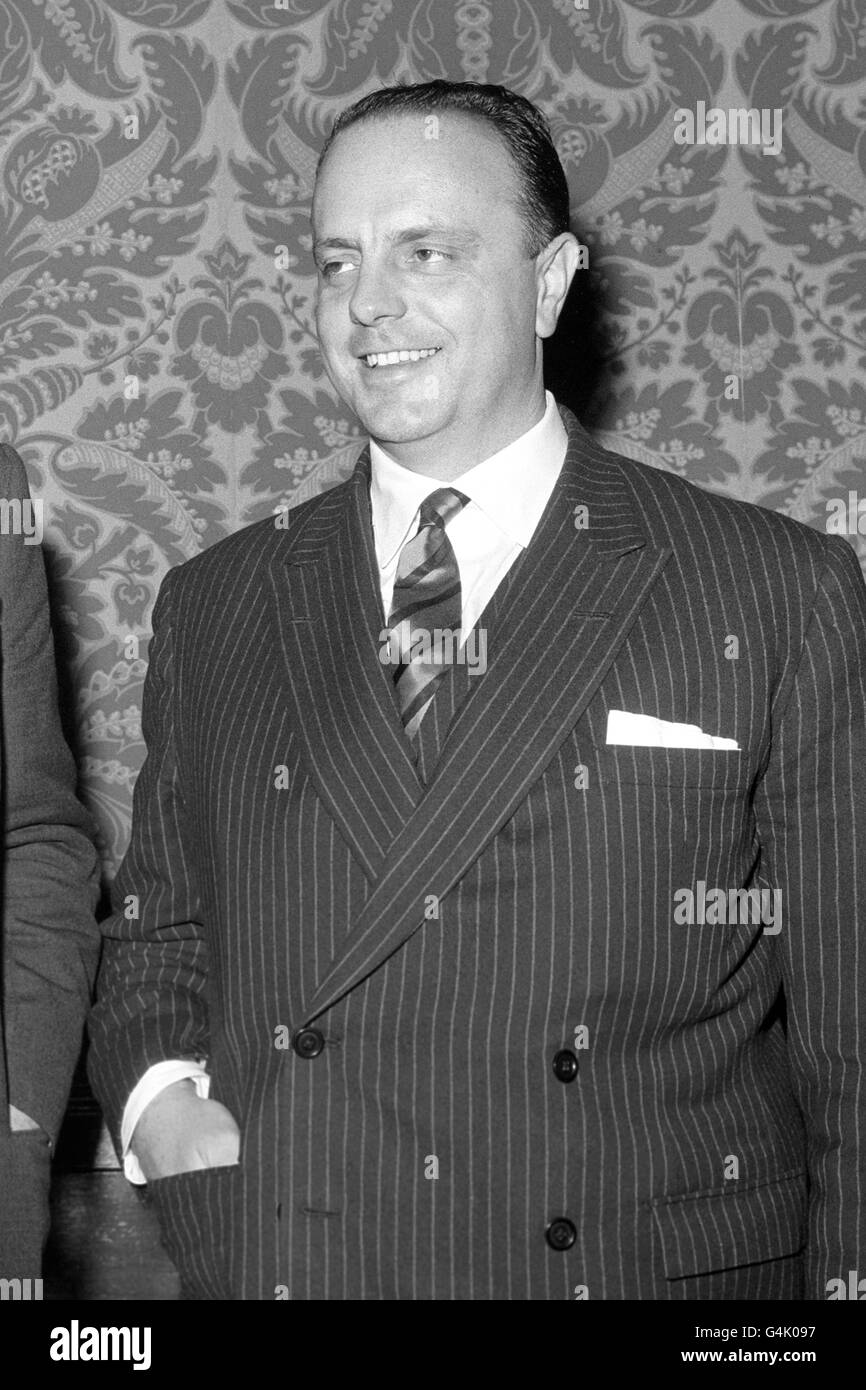 106617 1crop hi-res stock photography and images - Alamy