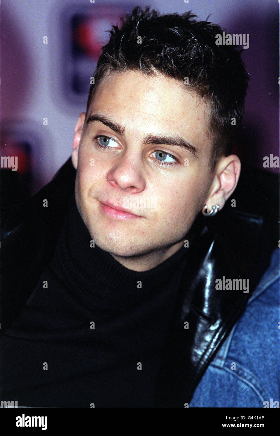 Boy band five hi-res stock photography and images - Alamy