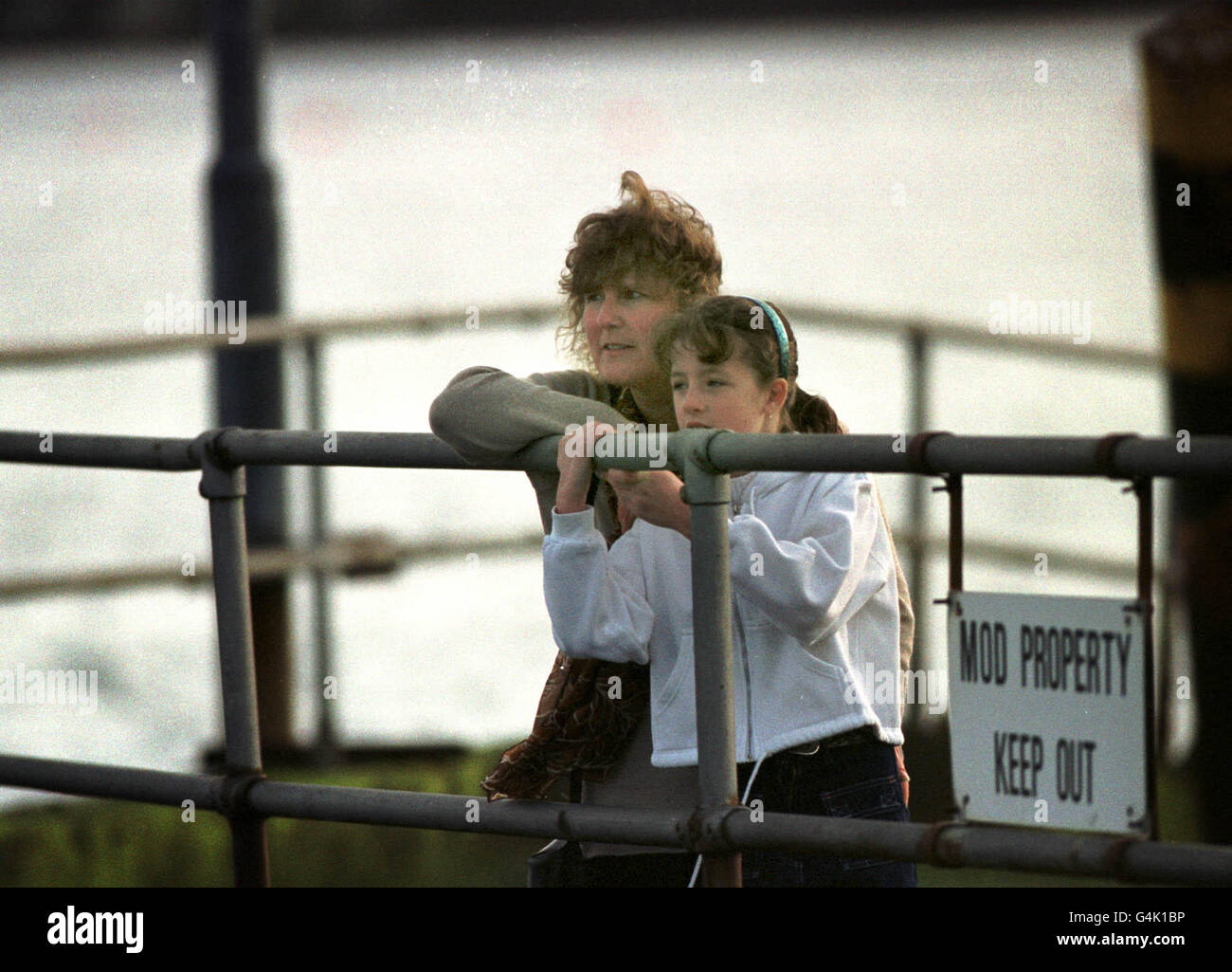 Submarine crew relatives watch Stock Photo - Alamy
