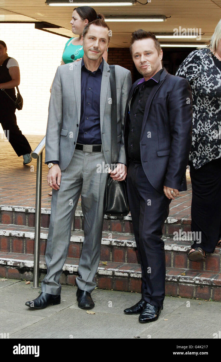 Tony Drewitt-Barlow (left) and Barrie Drewitt at Southwark Crown Court ...