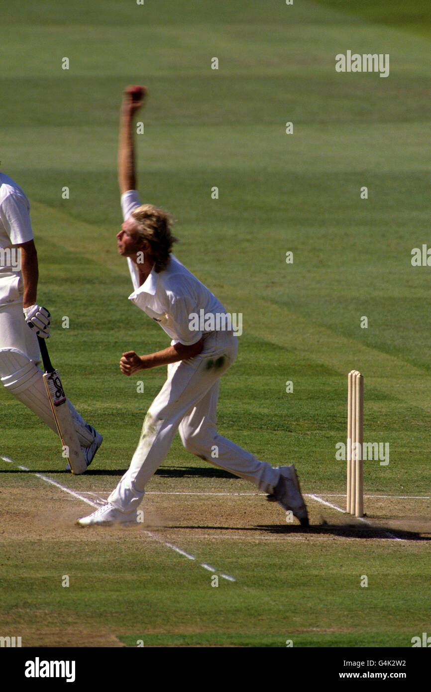 With englands graham dilley hi-res stock photography and images - Alamy