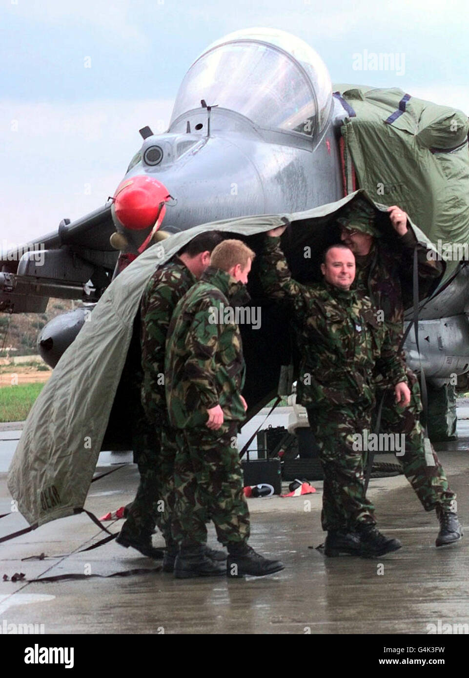RAF ground crew/bad weather Stock Photo - Alamy