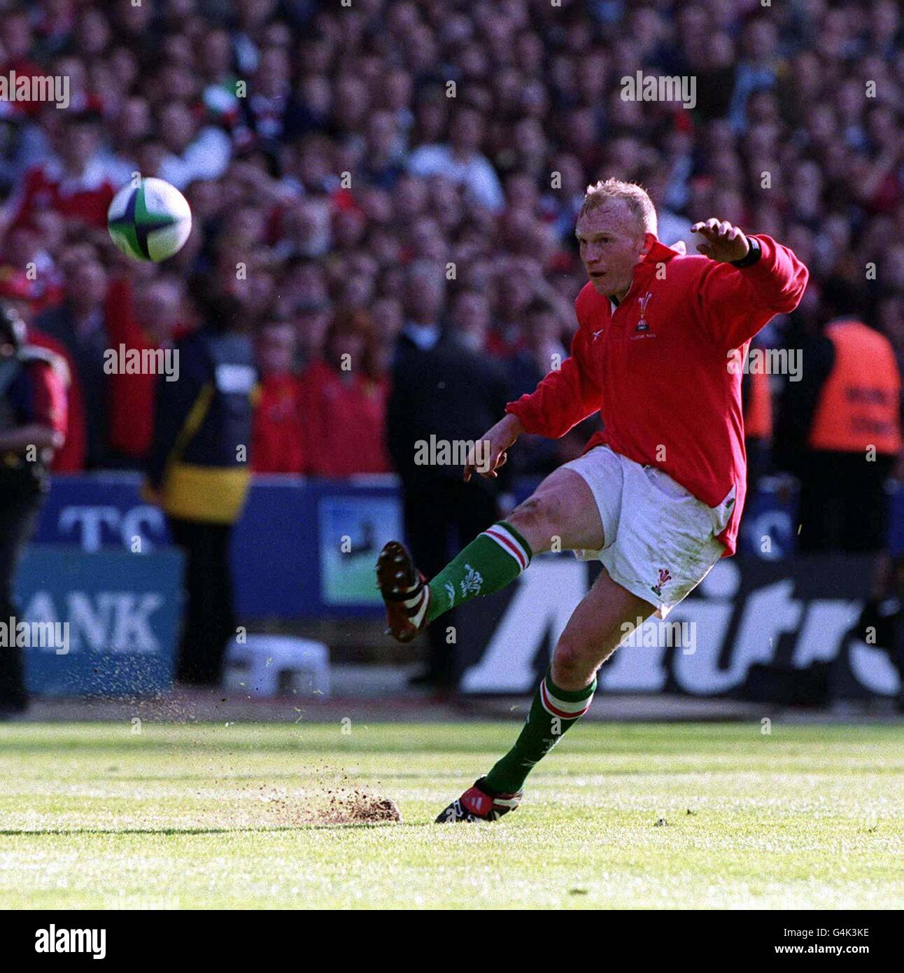 Action conversion kicking hi-res stock photography and images - Alamy