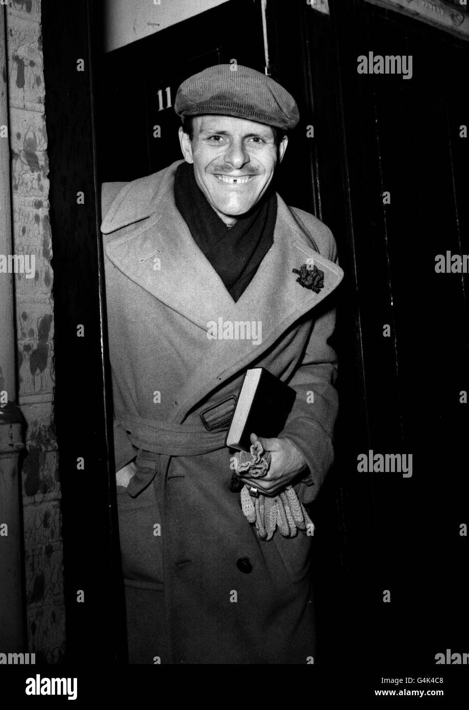 Terry thomas Black and White Stock Photos & Images - Alamy