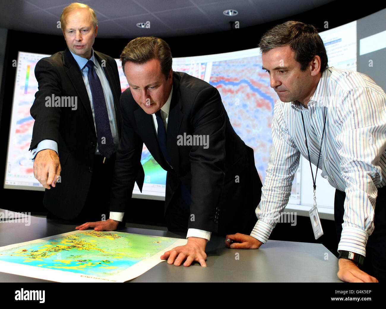 Prime Minister David Cameron (centre) BP Chief Executive Bob Dudley ...