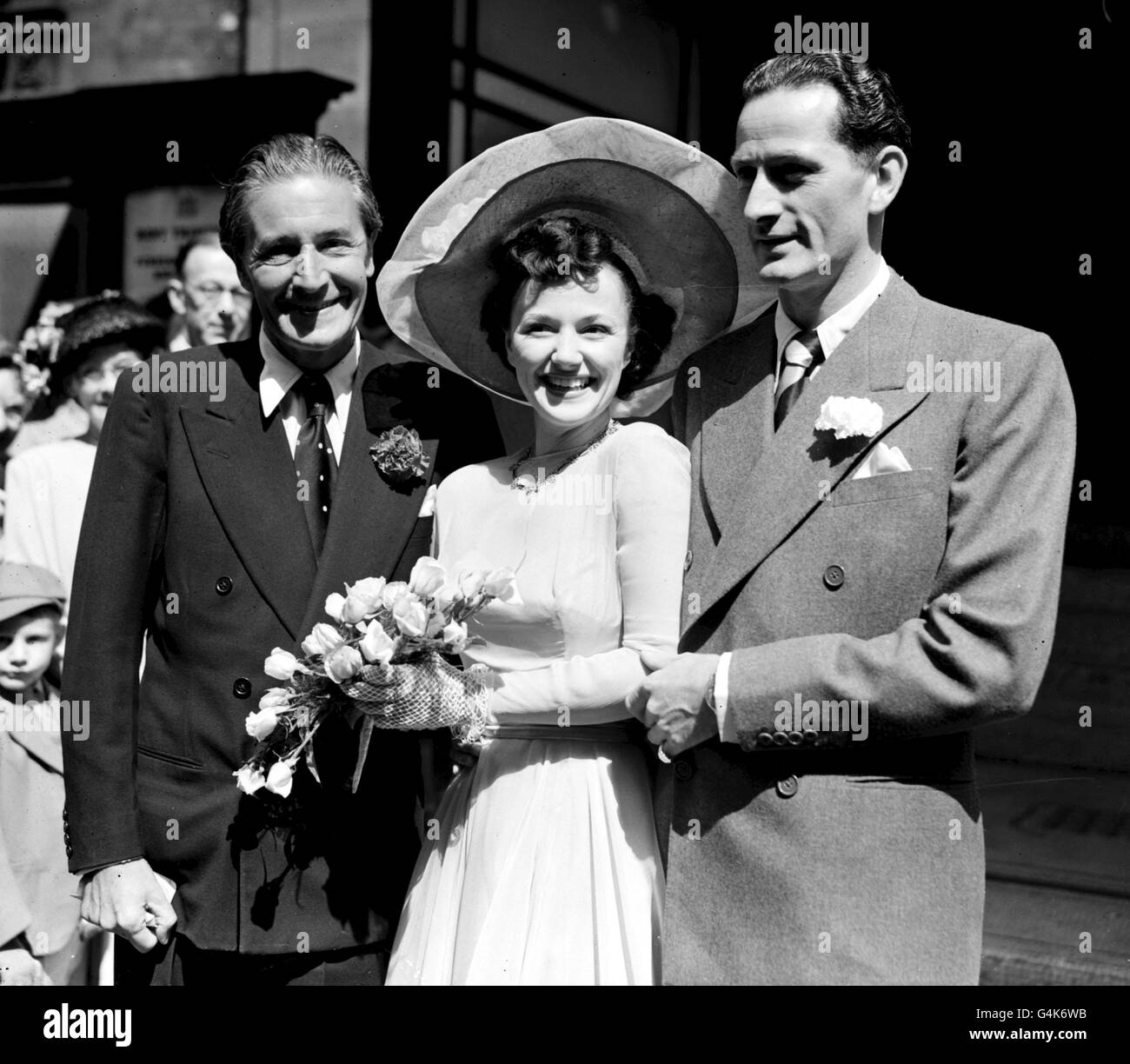 PA NEWS PHOTO 8/7/49 A LIBRARY FILE PICTURE OF IVOR NOVELLO AT THE ...