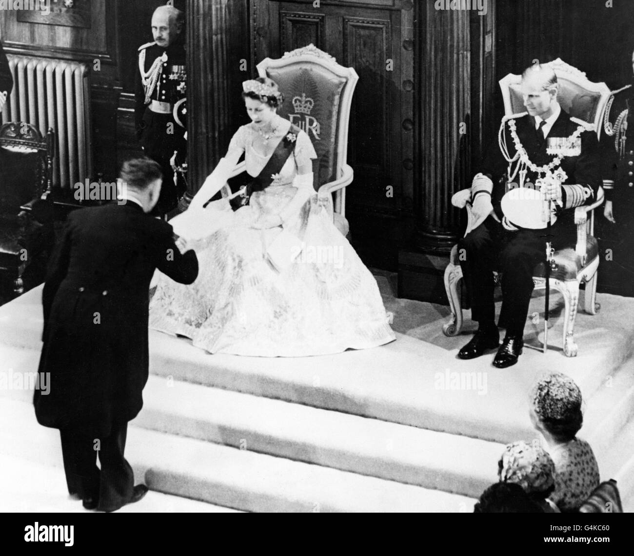 Royalty queen elizabeth ii commonwealth tour new zealand hi-res stock ...