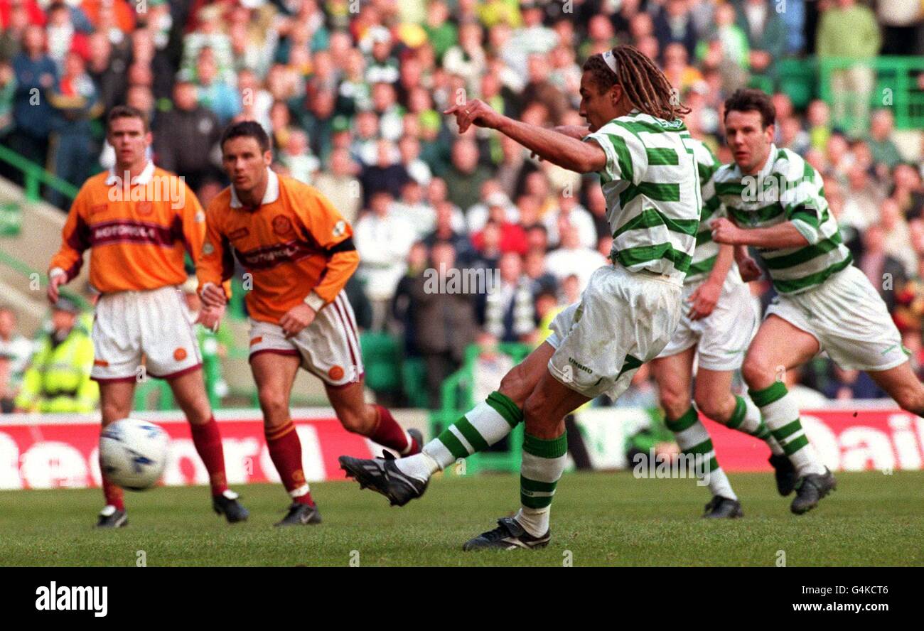 Celtic v Motherwell Stock Photo - Alamy