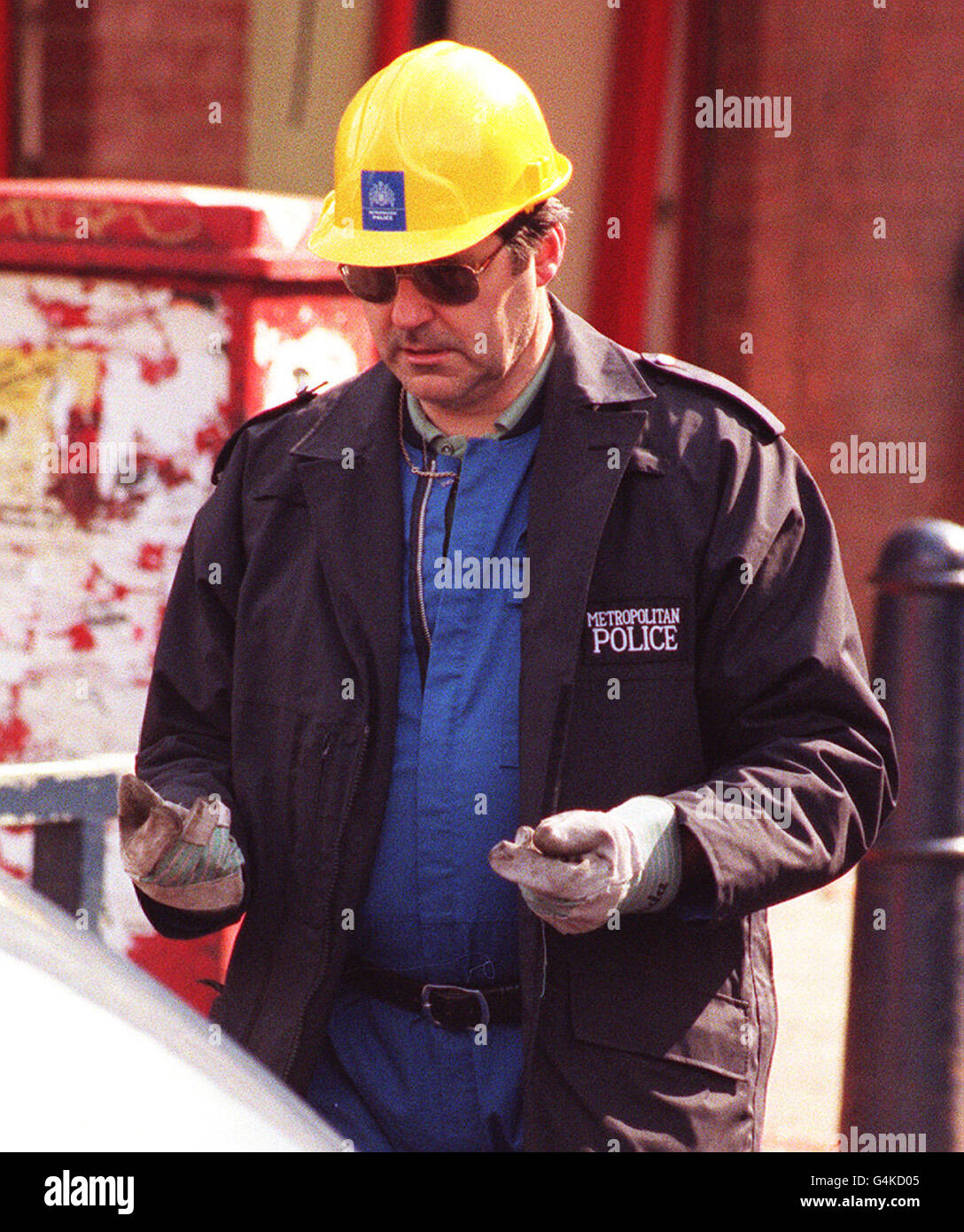 Brixton bomb explosion/Forensic Stock Photo - Alamy