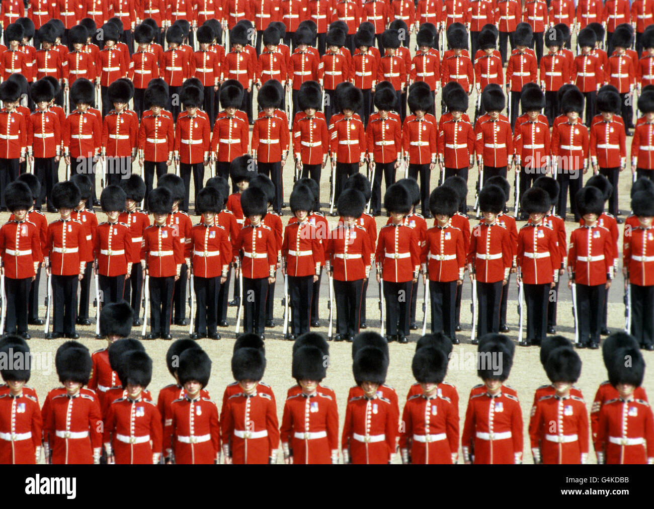 Colour of the irish guards hi-res stock photography and images - Alamy