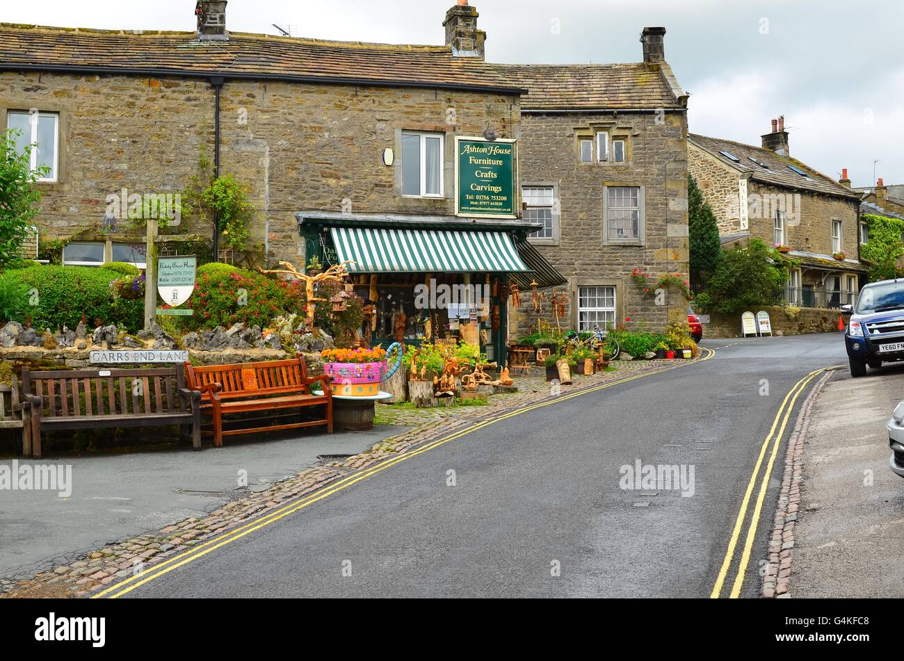 Grassington Shop and street in the Yorkshire Dales Stock Photo - Alamy