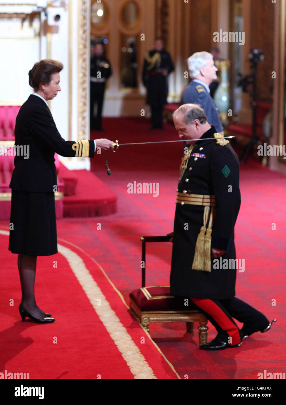 Lieutenant General Sir Barnabas White-Spunner is made a Knight ...