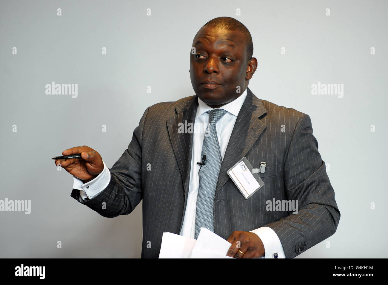 Garth crooks hi-res stock photography and images - Alamy