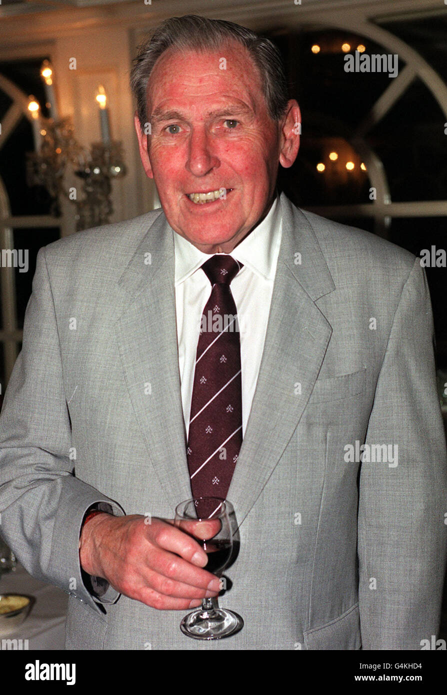 Kenneth wolstenholme hi-res stock photography and images - Alamy
