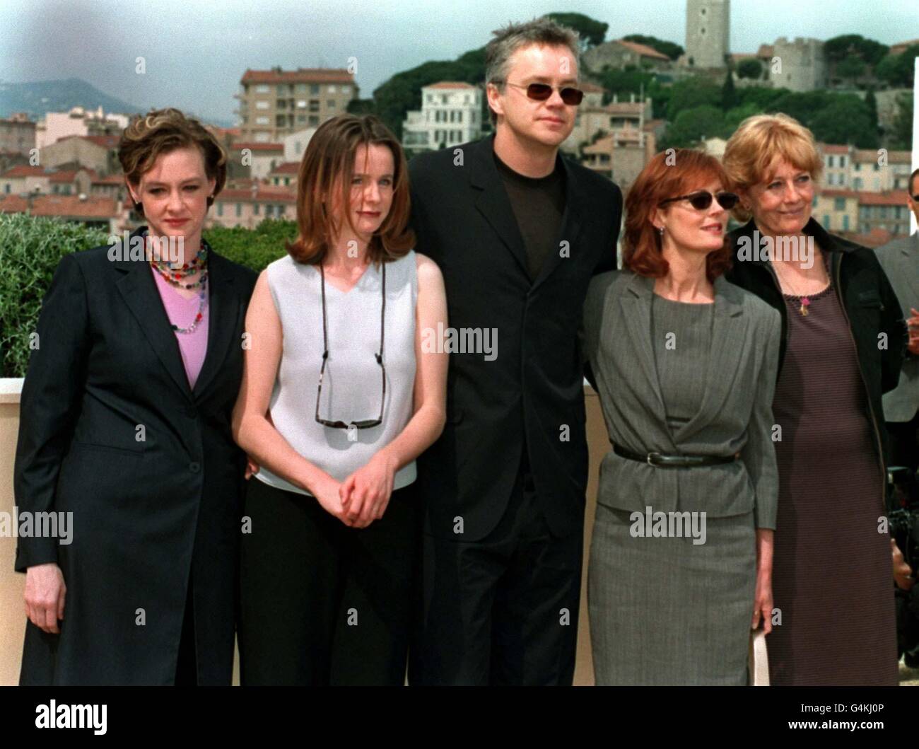 Director Tim Robbins with (from left) Joan Cusack, Emily Watson, Susan ...