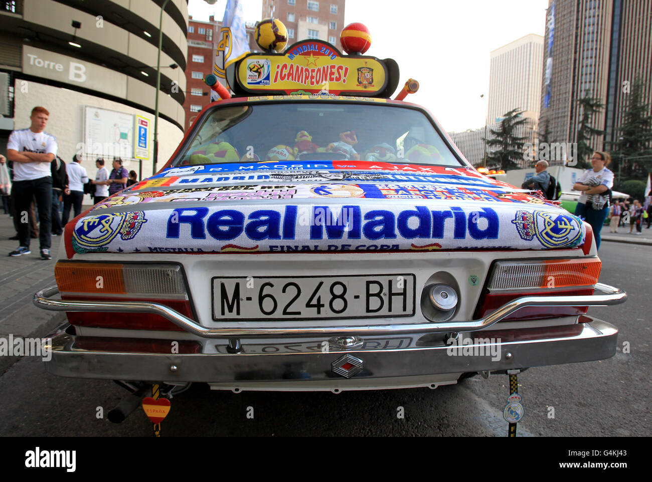 Soccer - UEFA Champions League - Group D - Real Madrid v Olympique ...