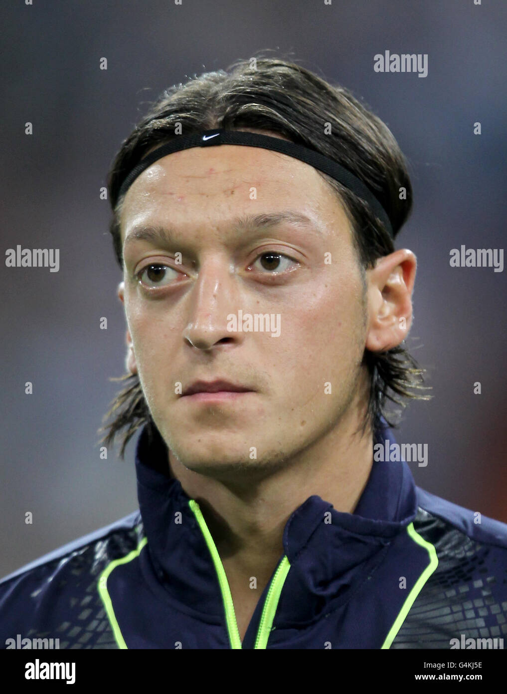 Ozil real madrid hi-res stock photography and images - Alamy