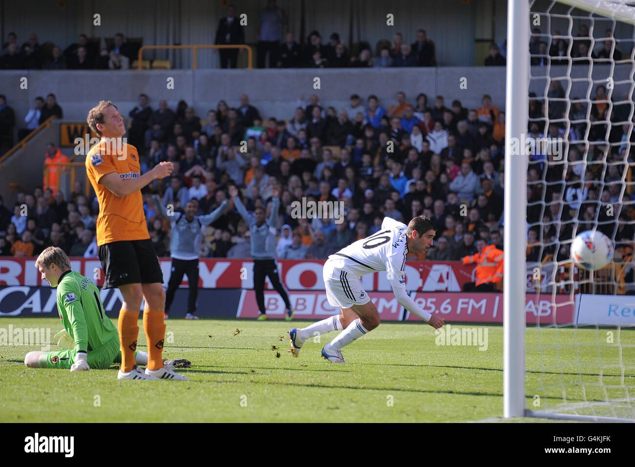 Danny graham celebrates swansea hi-res stock photography and images - Alamy