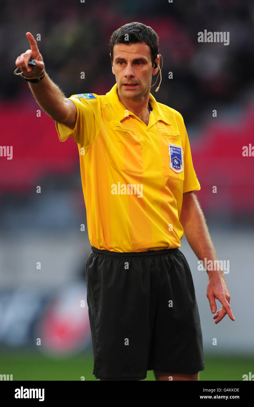 Referee alexandre castro hi-res stock photography and images - Alamy