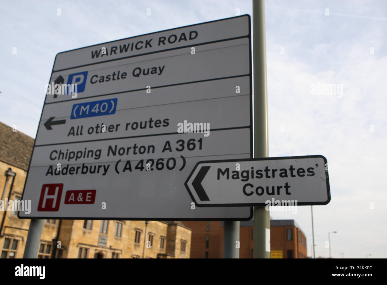 Court signs hi-res stock photography and images - Alamy