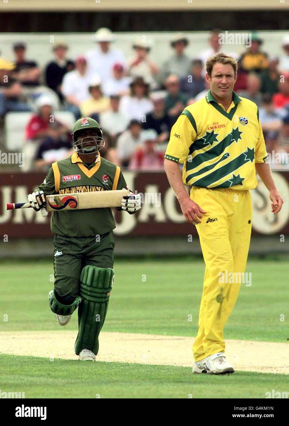 Australian Bowler Tom Moody Who Is Feet Seven Inches Tall Hi res Stock australian-bowler-tom-moody-who-is-feet-seven-inches-tall-hi-res-stock