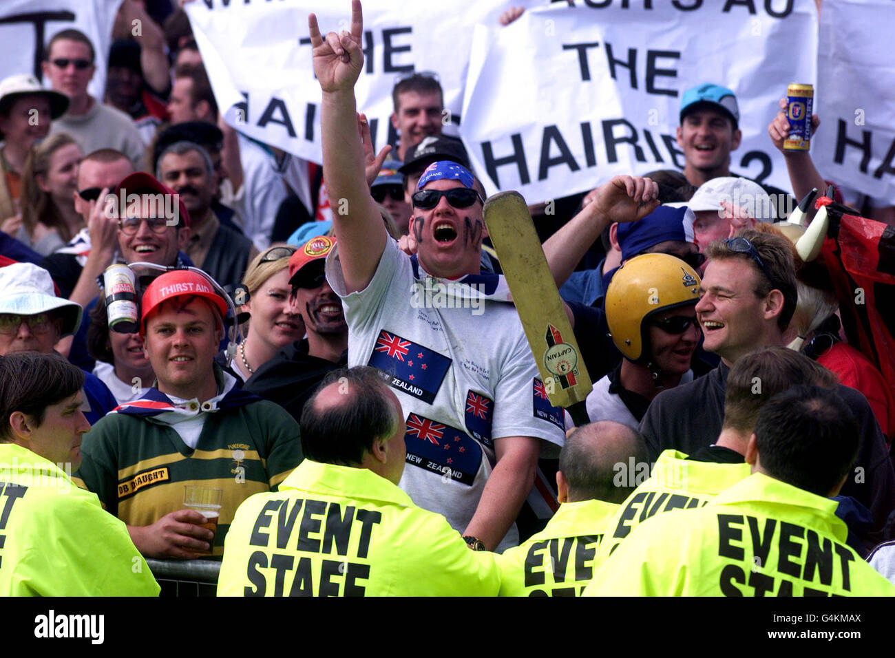 Cricket/NZ fans celebrate win Stock Photo - Alamy