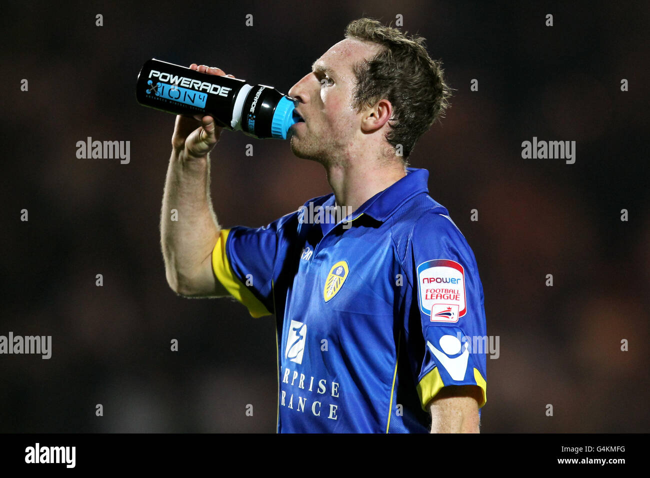 Powerade bottle hi-res stock photography and images - Alamy