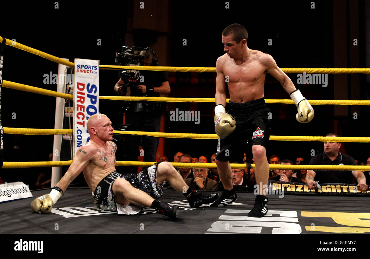 Flyweight Stock Photos & Flyweight Stock Images - Alamy