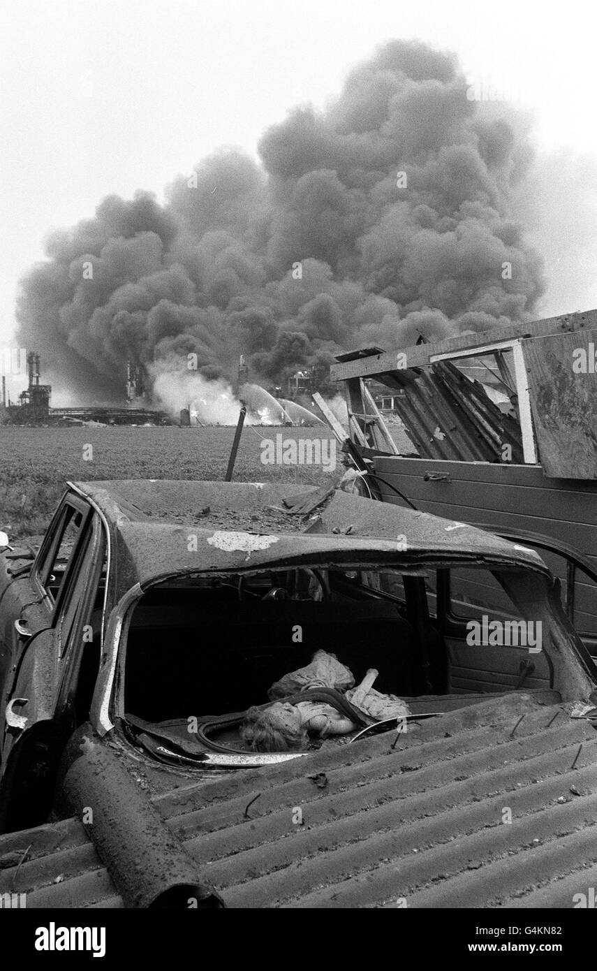 Flixborough disaster people hi-res stock photography and images - Alamy