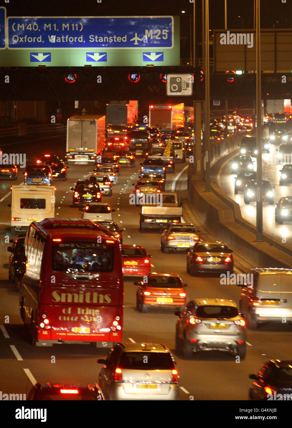 M25 road widening hi-res stock photography and images - Alamy