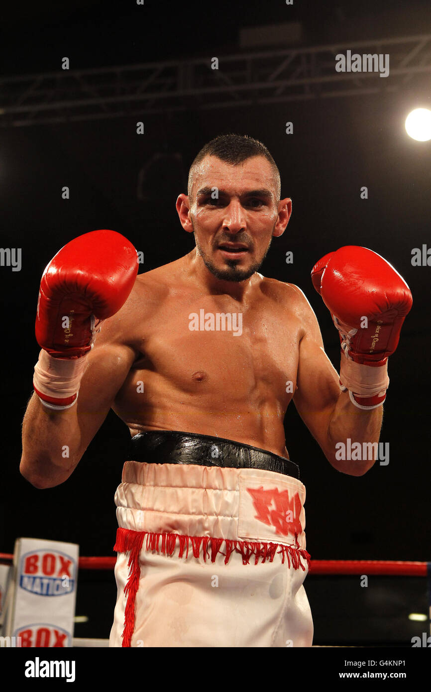 Boxing - International Welterweight Contest - Dean Byrne v Frank ...