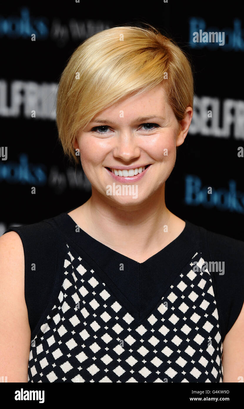 Cecelia Ahern book signing - London Stock Photo - Alamy