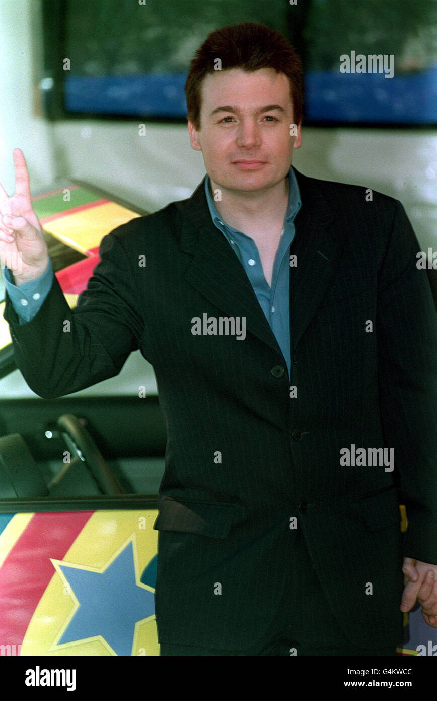 Actor Mike Myers during a photocall at Planet Hollywood in Cannes to ...