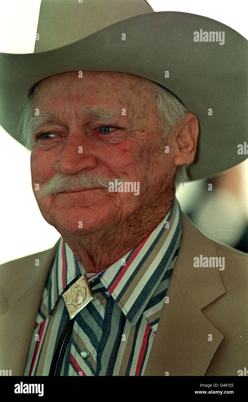 Bill Farnsworth's Instagram, Twitter & Facebook on IDCrawl