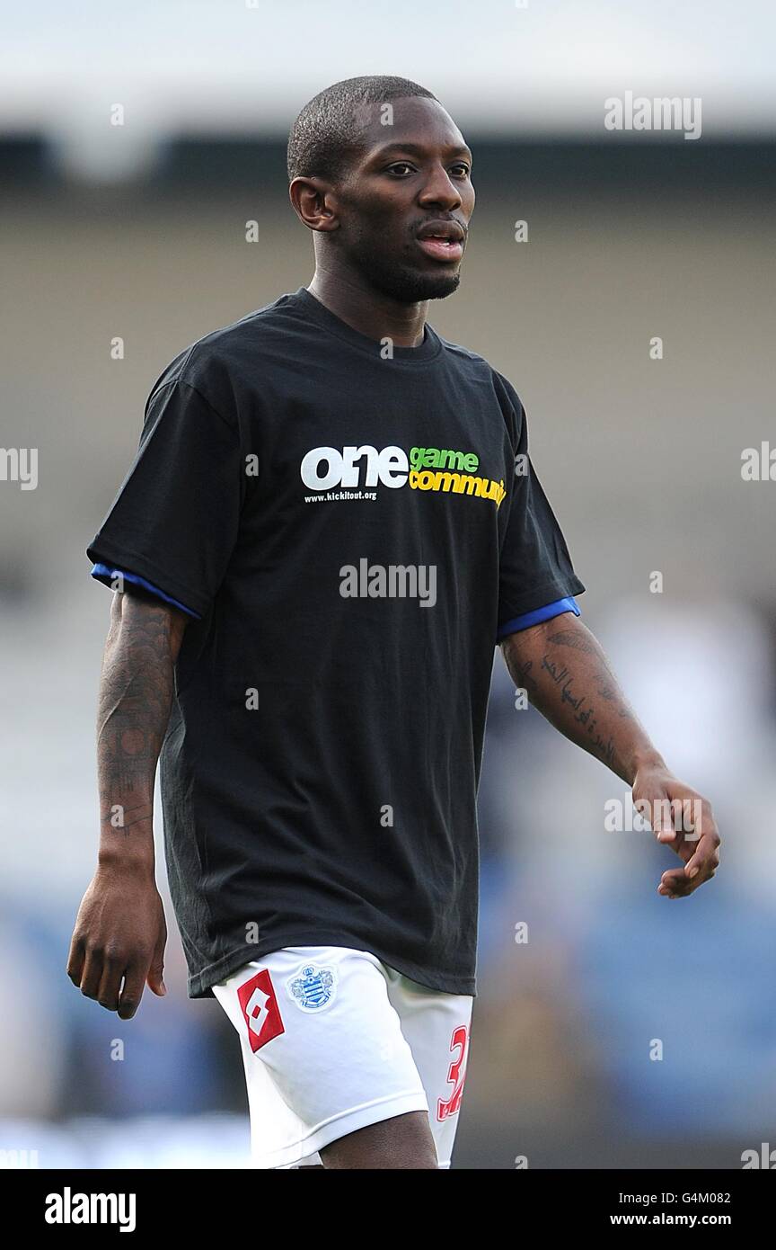 Half length mid top shaun wright phillips hi-res stock photography and ...