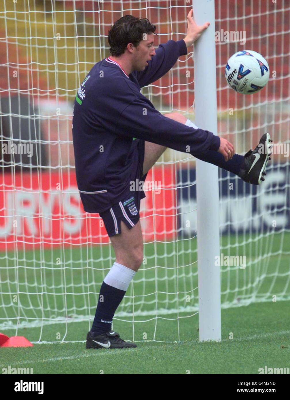 Robbie fowler portrait hi-res stock photography and images - Alamy