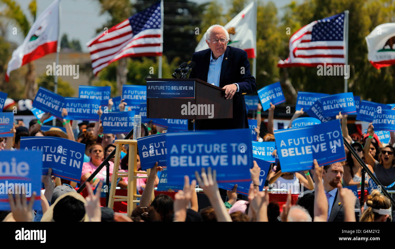 Presidential Candidate Bernie Sanders hosts Presidential Campaign Rally ...