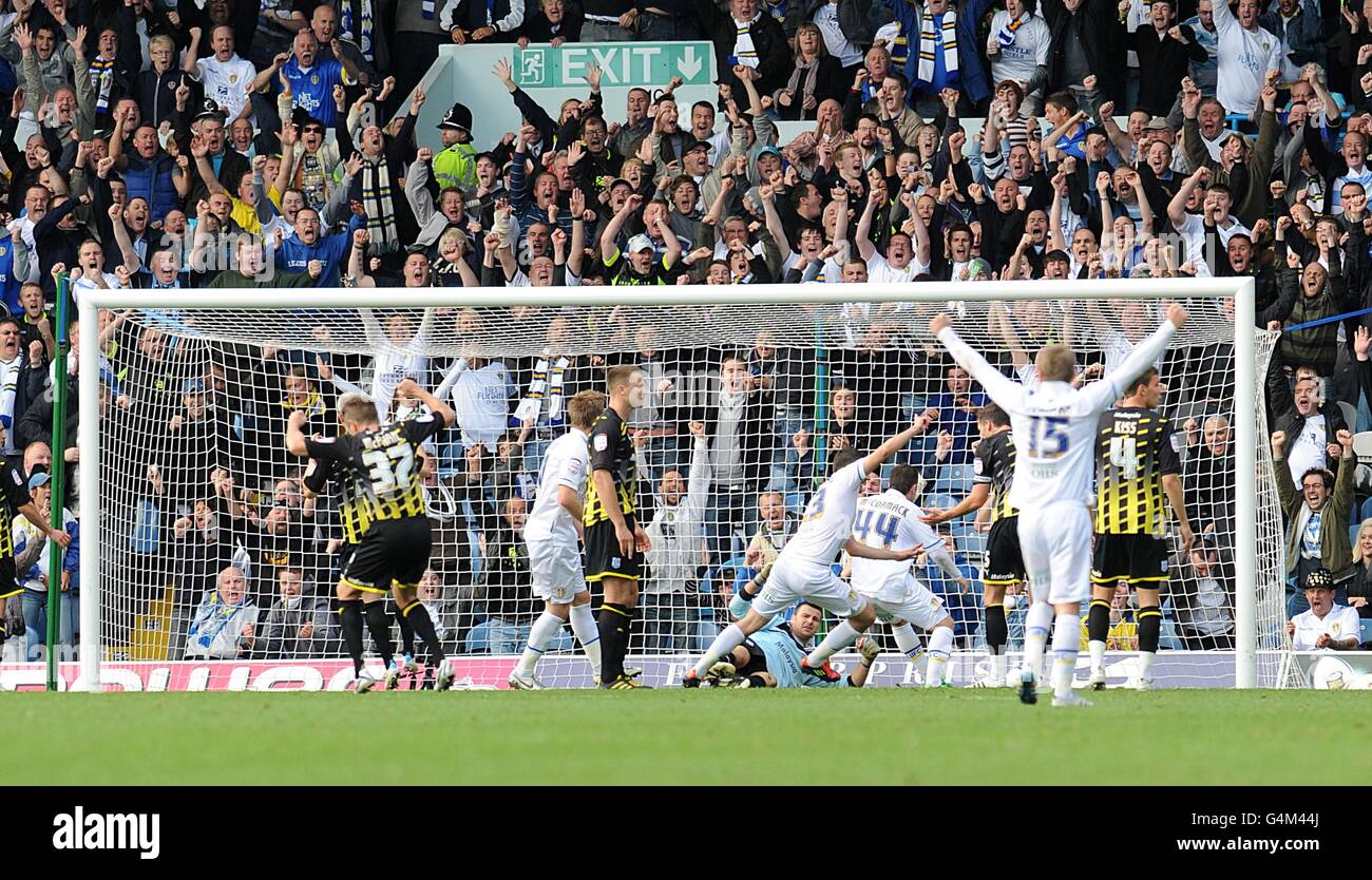 Leeds uniteds snodgrass 4th right his sides equalising goal hi-res ...