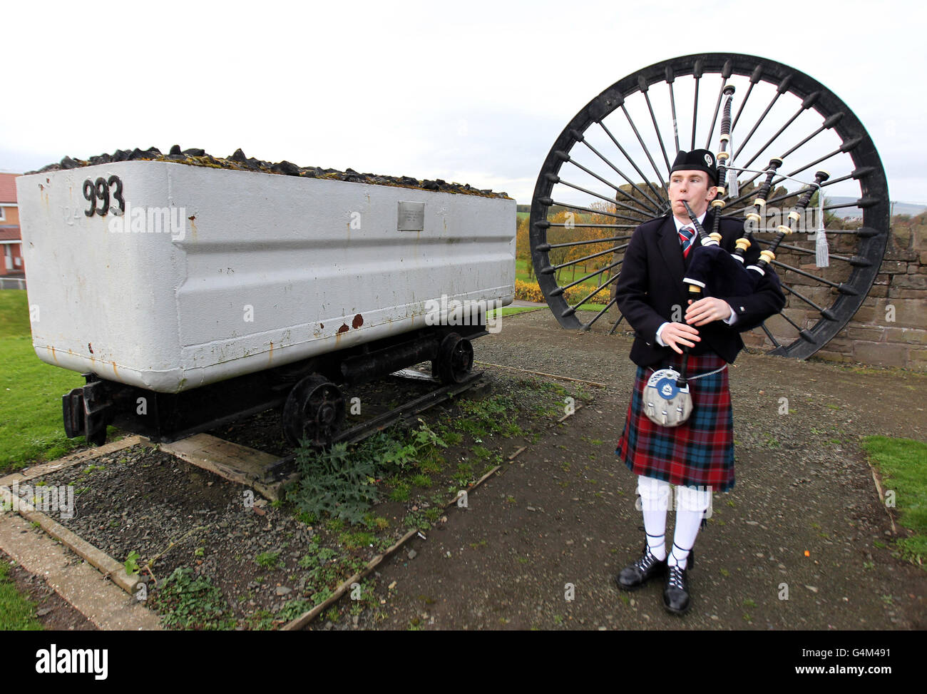 Bowhill Collieries memorial Stock Photo - Alamy