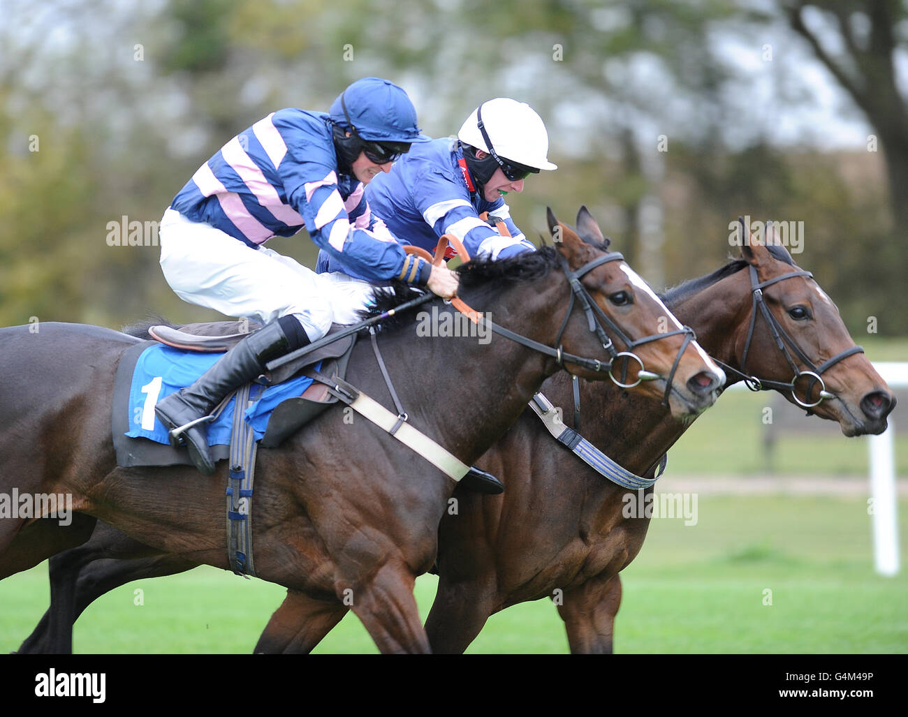 Hope Point ridden by Dave Crosse (right) goes on to win The Huntingdon ...