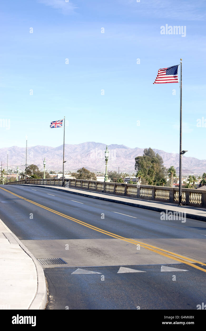 London Bridge California Stock Photo - Alamy