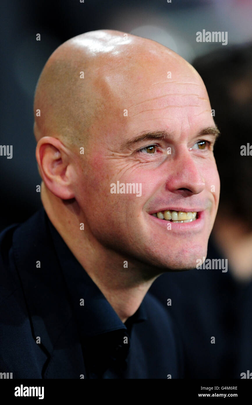 Psv eindhoven assistant coach erik ten hag hi-res stock photography and ...