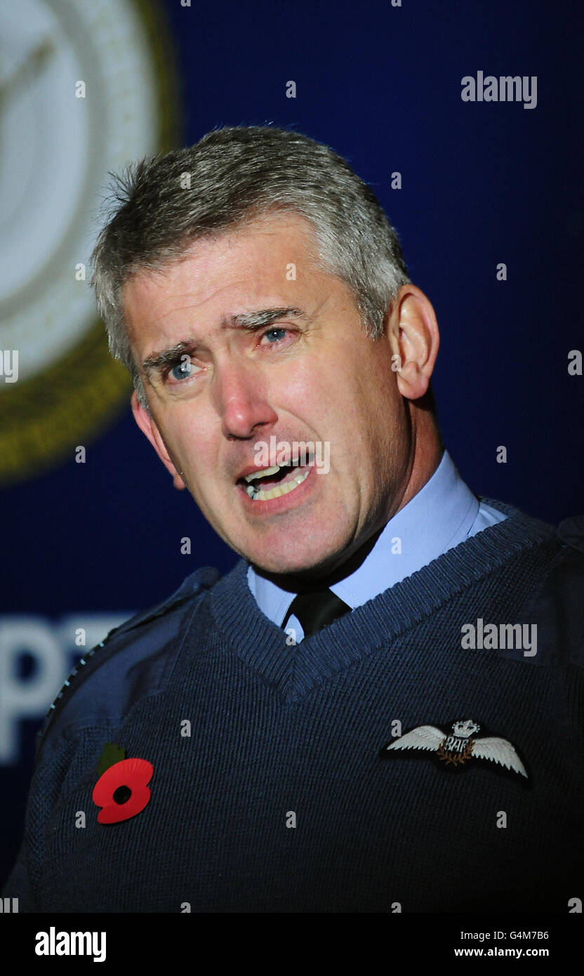 Zxcv defence redarrow hi-res stock photography and images - Alamy