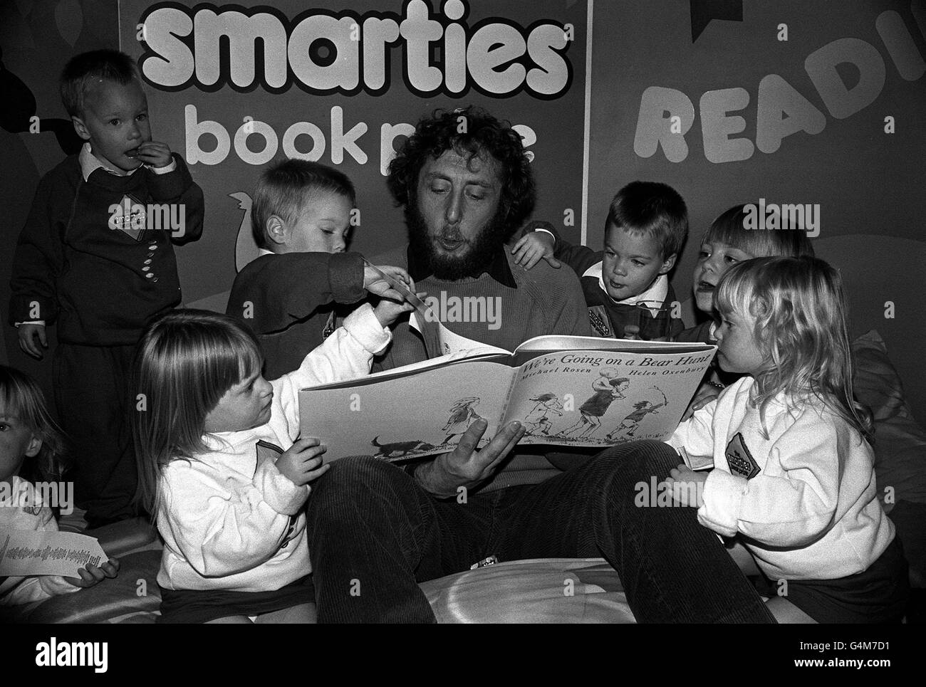 Michael rosen hi-res stock photography and images - Alamy