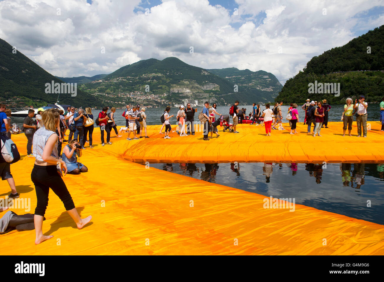 Christo the floating piers hi-res stock photography and images - Alamy