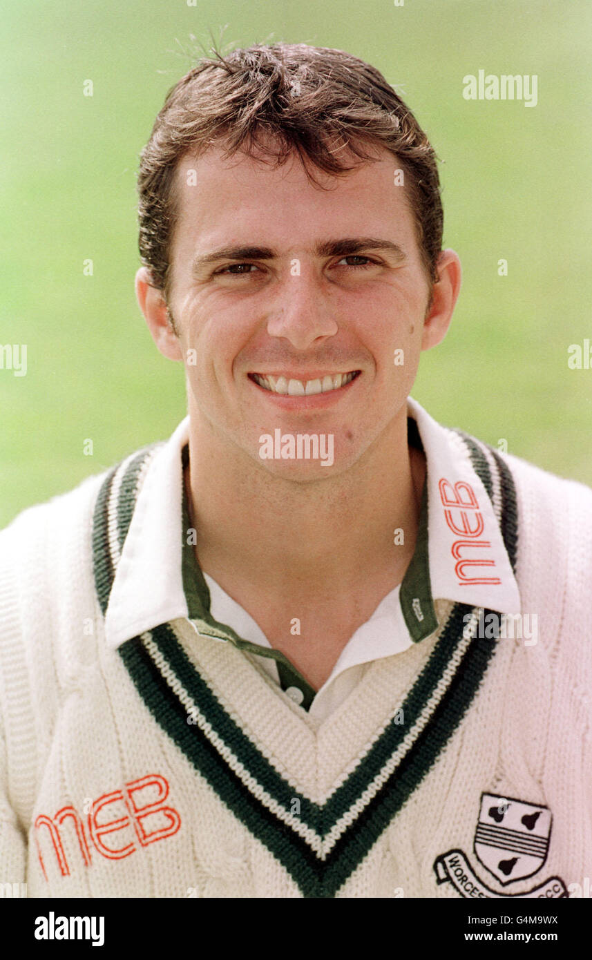 Worcestershire county cricket club team player jason de la pena hi-res ...