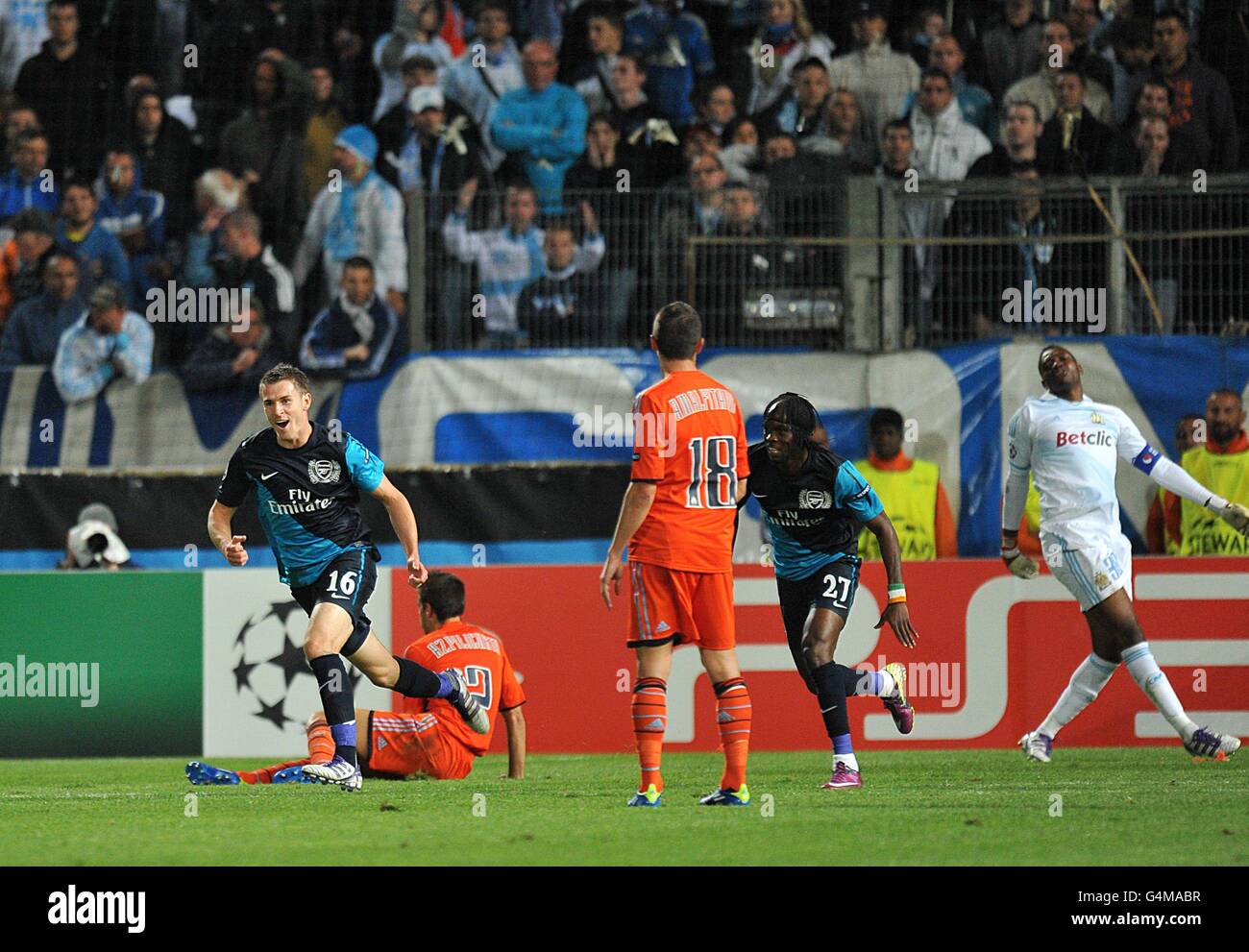Soccer - UEFA Champions League - Group F - Marseille v Arsenal - Stade ...