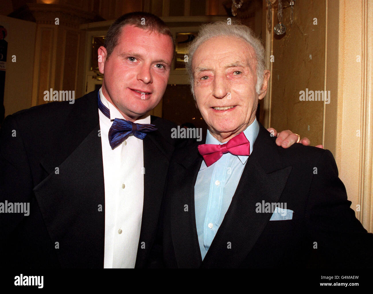 Legends of soccer past and present gathered together hi-res stock ...