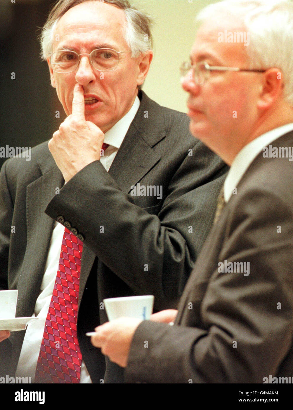 Leader labour party in scotland donald dewar hi-res stock photography ...