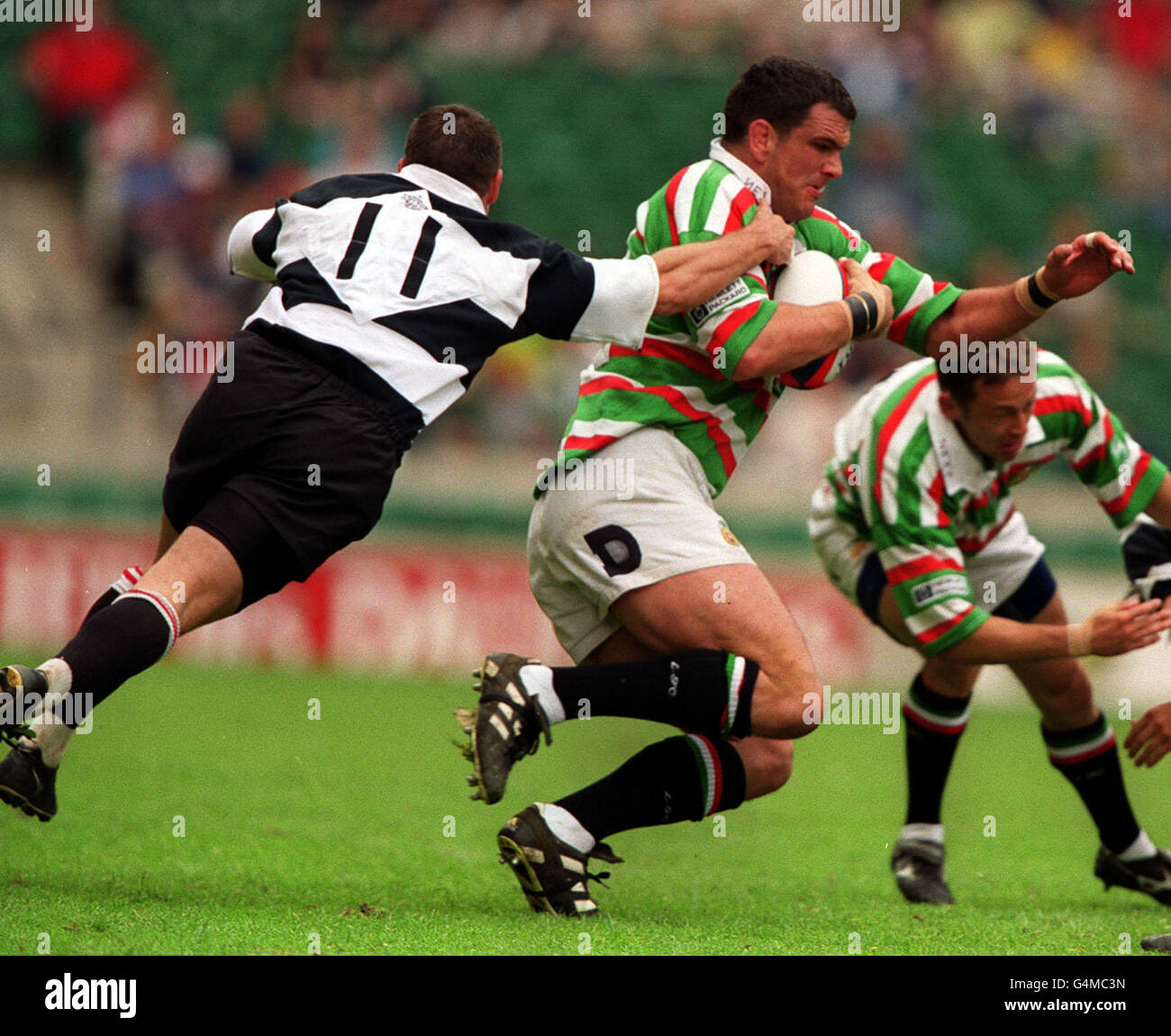 James small rugby hi-res stock photography and images - Alamy